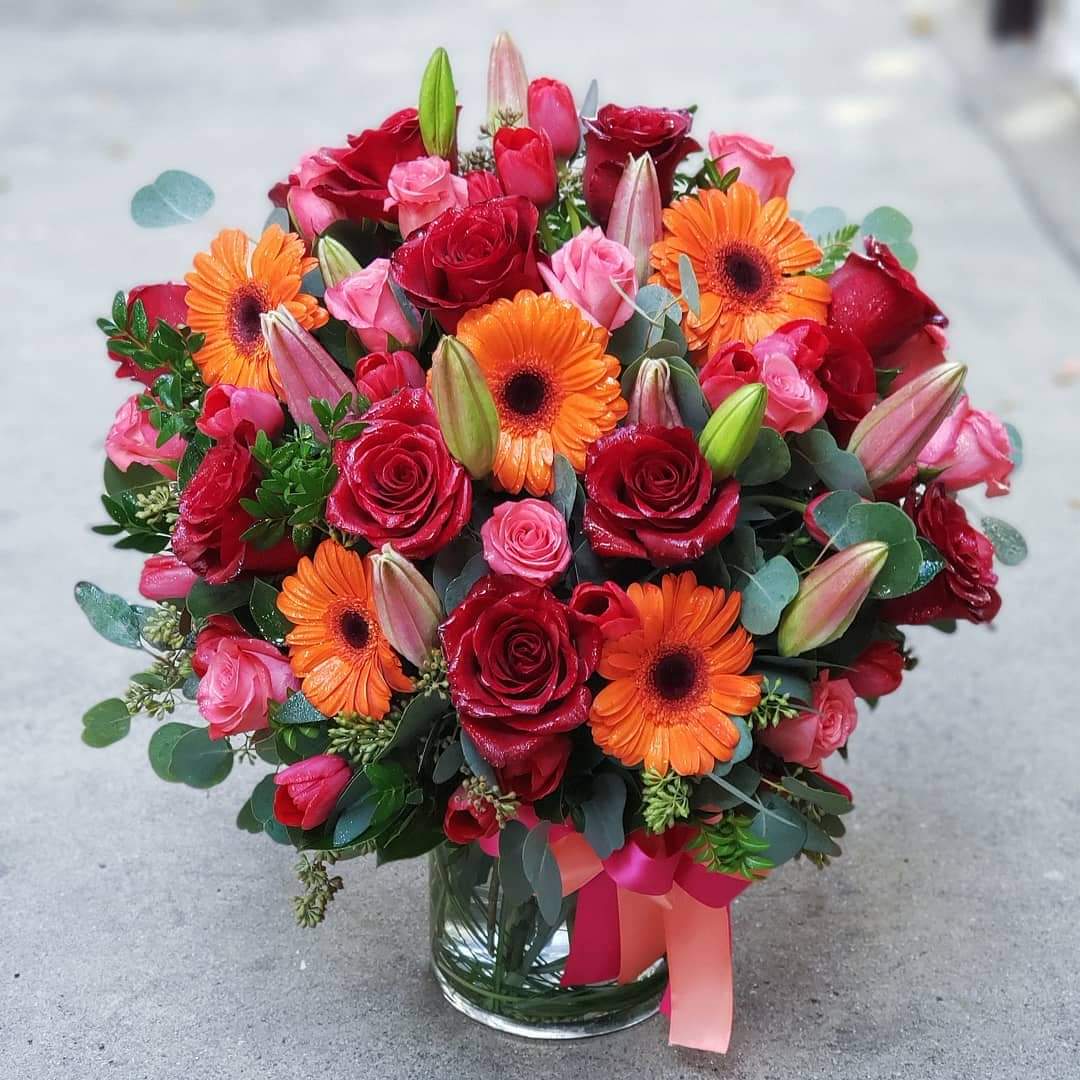 Same Day Flower Delivery Chicago – Bloom Floral Shop Chicago